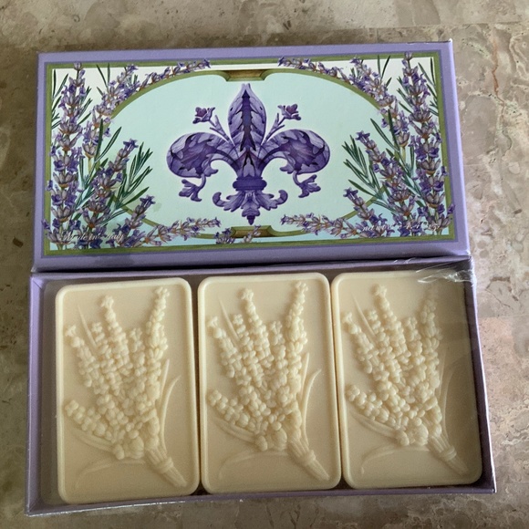 Bath & Body | New In Box Lavender Italian Soaps Cruelty Free | Poshmark